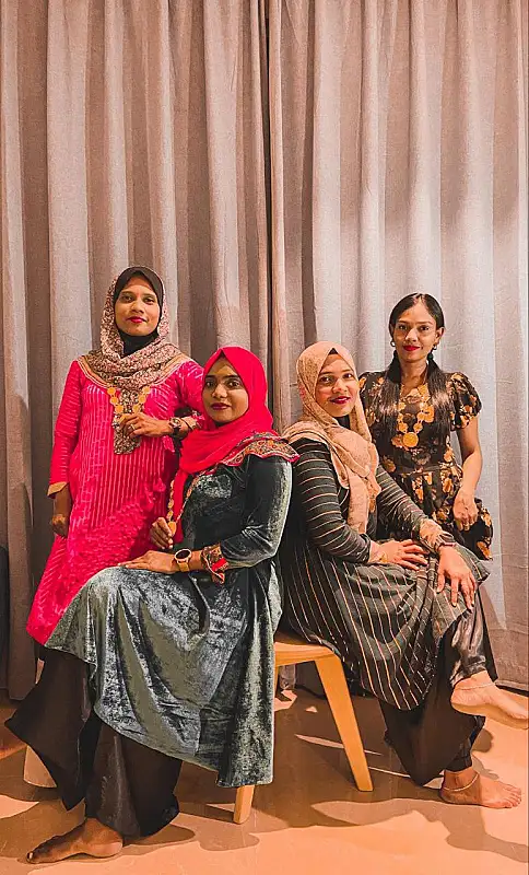 Noice ga Hiyala dhakkalanee Dhivehi sagaafee neshumuge fari kameh | Dhauru