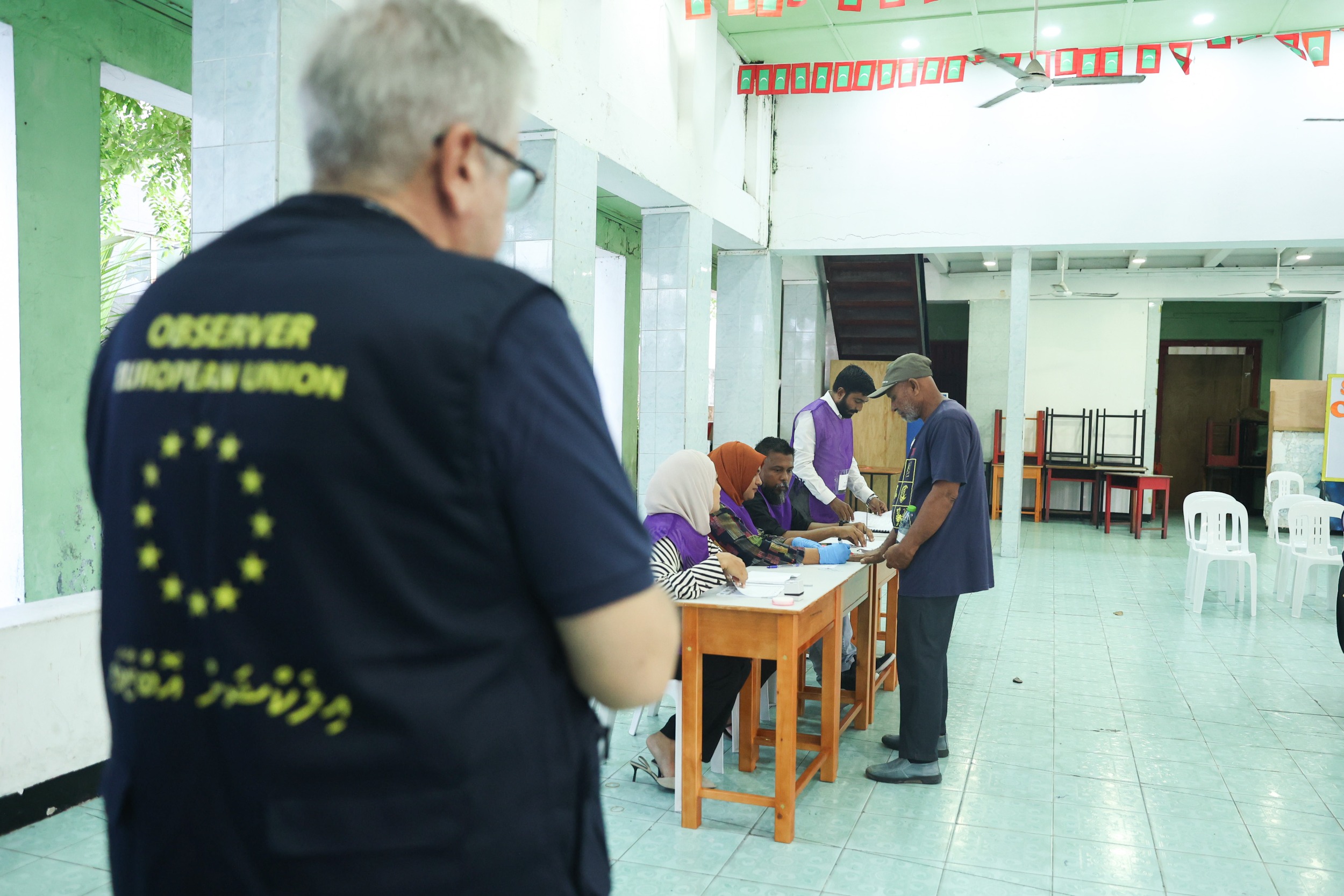 Riyaasee inthihaabuge 2 vana burugai bodah othee ehbayaku aneh bayakah ...