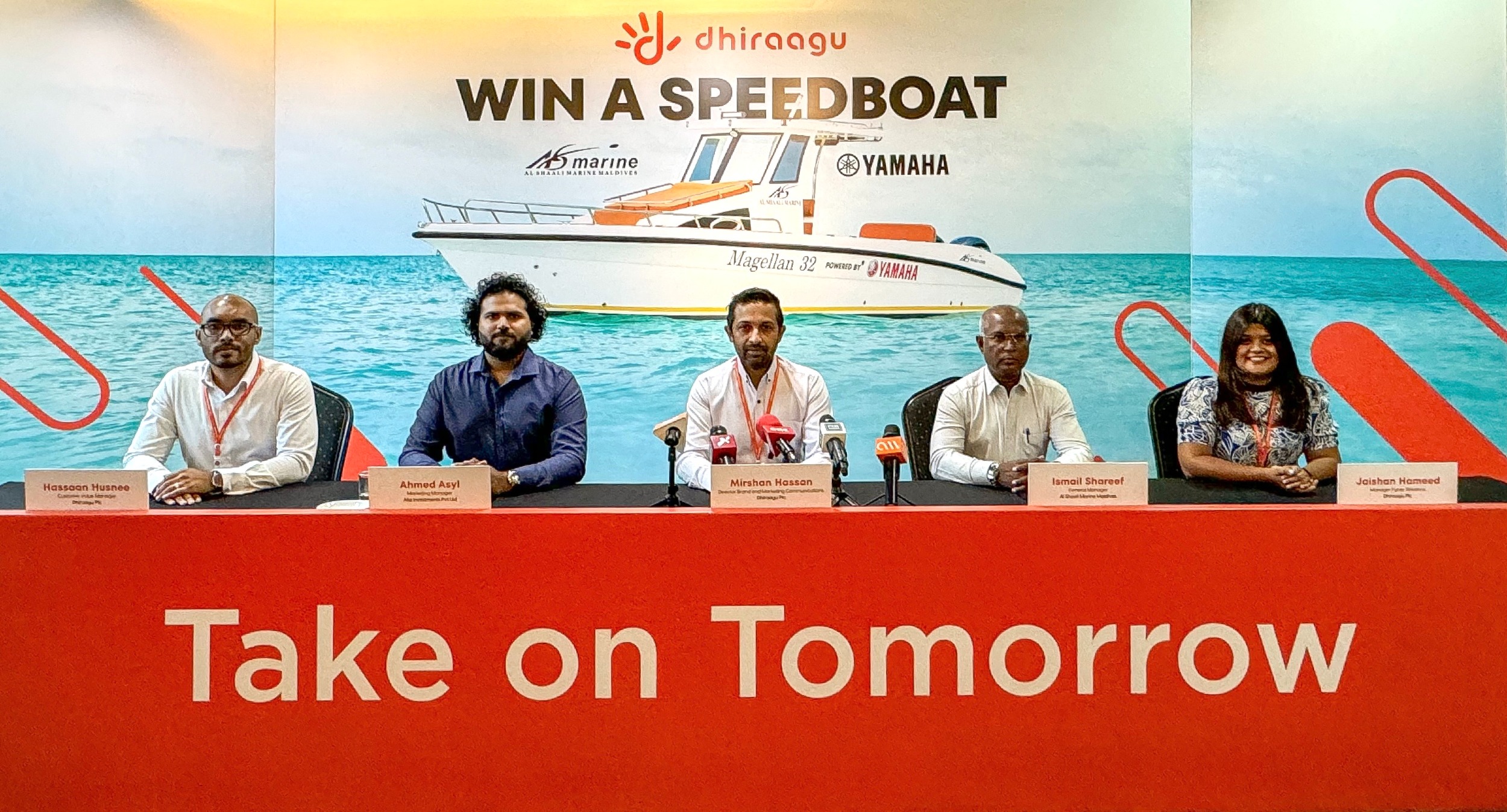 Dhiraagu in aharee hadhiyaa akah mifaharu dhenee launch eh | Dhauru